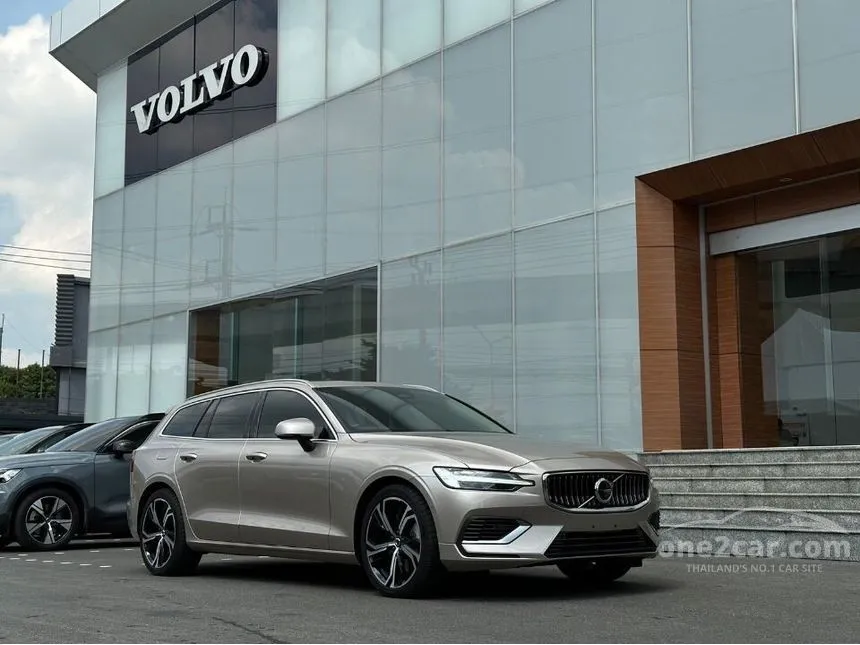 2023 Volvo V60 2.0 (ปี 20-28) Recharge Ultimate T8 4WD Wagon มือสอง One2car