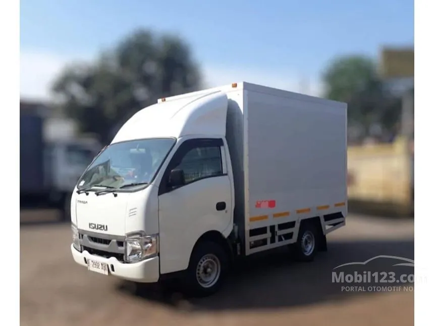 Jual Mobil Isuzu Traga 2023 Box Full Aluminium 2.5 di DKI Jakarta ...