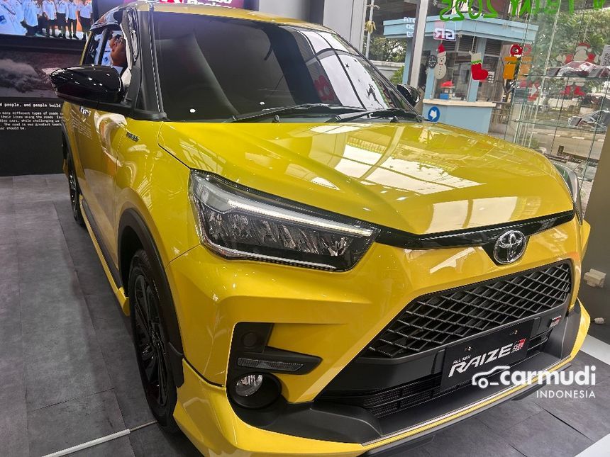 Toyota Raize 2024 GR Sport 1.0 in DKI Jakarta Automatic Wagon Yellow ...