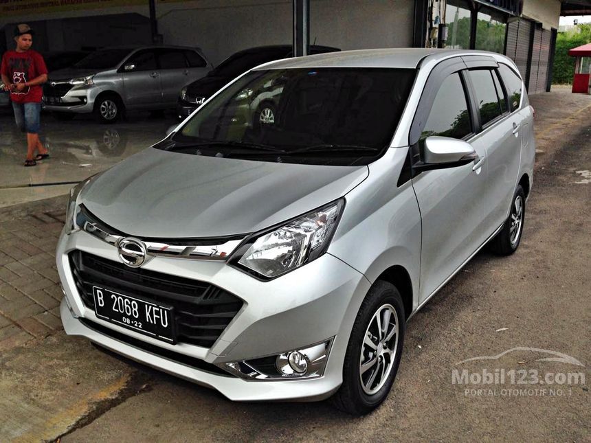 Jual Mobil Daihatsu Sigra 2017 R Deluxe 1.2 di Jawa Barat Manual MPV ...