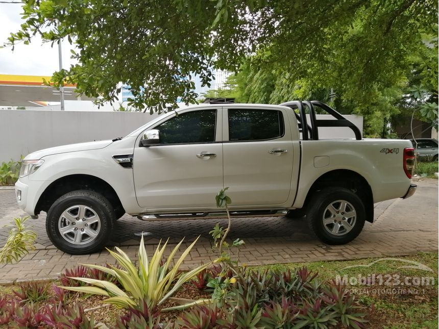 Jual Mobil Ford Ranger 2014 XLT 3.2 di DKI Jakarta Manual Pick-up Putih ...