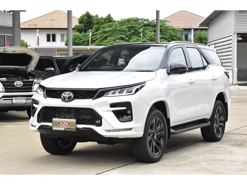 2023 Toyota Fortuner 2.8 (ปี 15-25) GR Sport 4WD SUV for sale on One2car