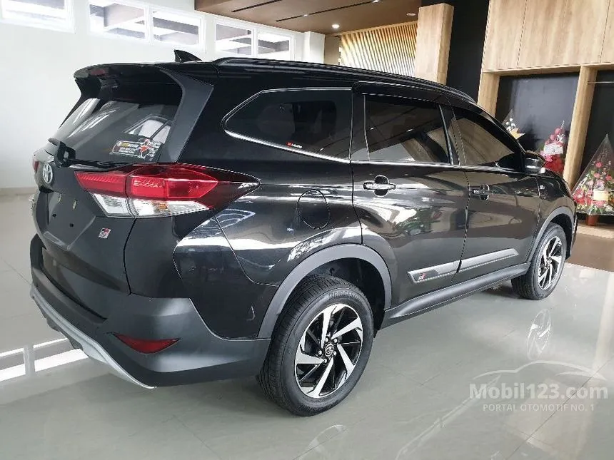 Jual Mobil Toyota Rush 2022 S GR Sport 1.5 di Jawa Timur Manual SUV Hitam Rp 270.000.000 ...