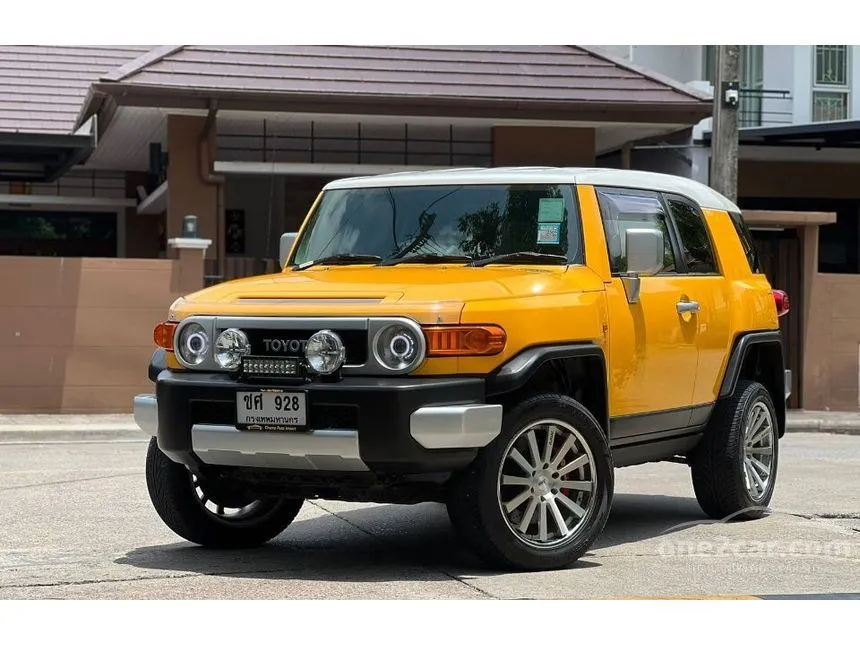 2013 Toyota FJ CRUISER 4.0 (ปี 07-22) 4x4 Wagon มือสอง One2car