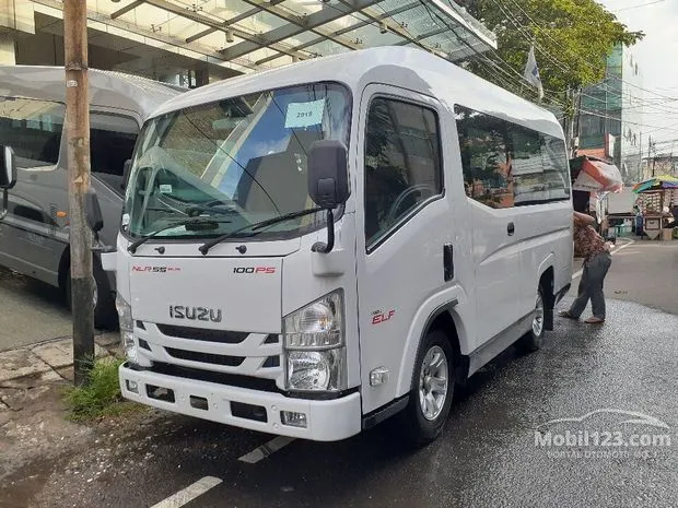 Minibus Baru di Indonesia DP Rendah, Harga Murah! | Mobil123