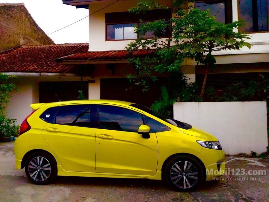 Jual Mobil Honda Jazz 2014 RS 1.5 di Jawa Barat Automatic Hatchback ...
