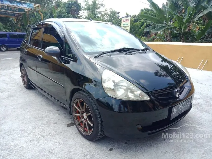 Jual Mobil Honda Jazz 2005 i-DSI 1.5 di Jawa Timur Manual Hatchback ...
