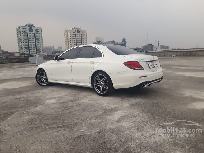 Jual Mobil Mercedes-Benz E300 2018 AMG Line 2.0 di DKI Jakarta ...