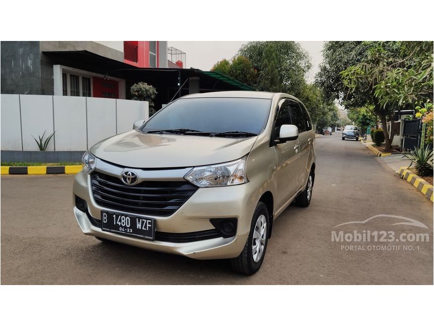 Jual Mobil Toyota Avanza 2017 E 1.3 di Banten Automatic MPV Kuning Rp ...