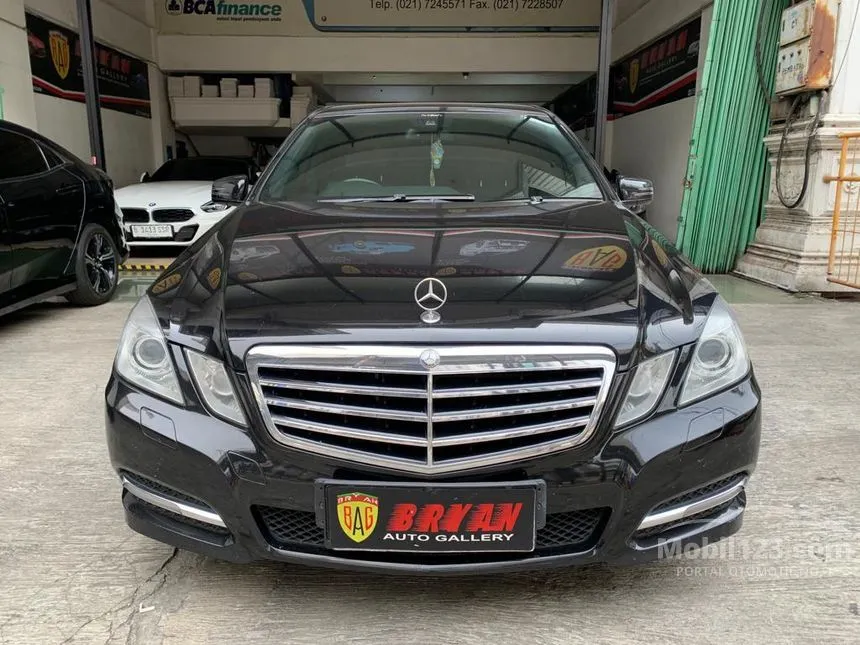 Jual Mobil Mercedes-Benz E250 2011 CGI Avantgarde 1.8 di DKI Jakarta Automatic Sedan Hitam Rp ...