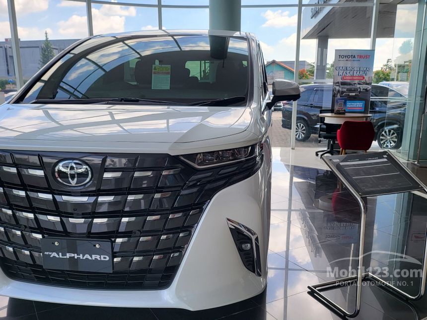 Jual Mobil Toyota Alphard 2025 HEV (Premium Color) 2.5 di Banten ...