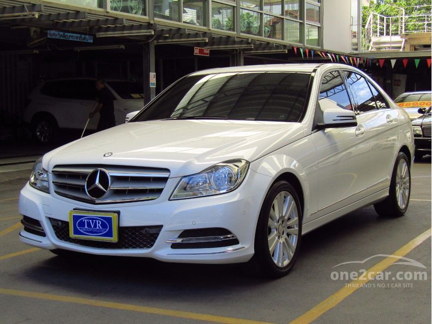 Mercedes-Benz C220 CDI 2014 W204 (ปี 08-14) Executive 2.1 เกียร์ ...