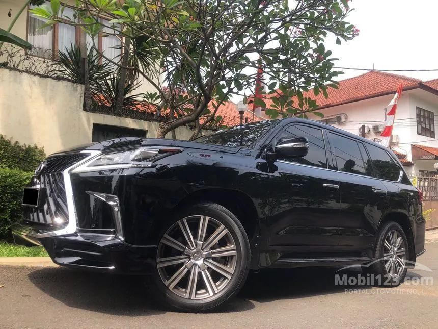 Jual Mobil Lexus LX570 2017 5.7 di DKI Jakarta Automatic SUV Hitam Rp 2.375.000.000 - 10126485 ...