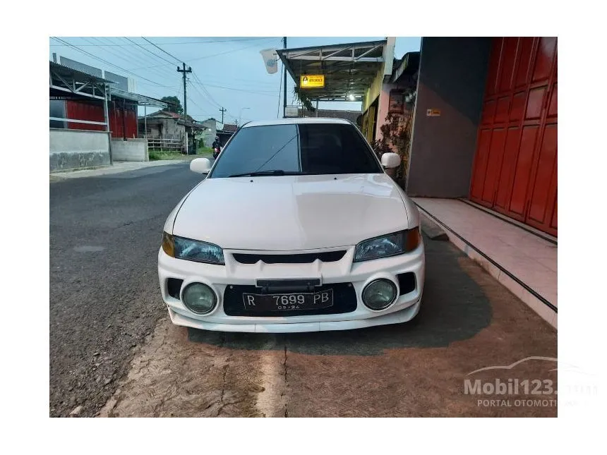 Jual Mobil Mitsubishi Lancer 2000 SEi 1.6 di Jawa Tengah Manual Sedan ...