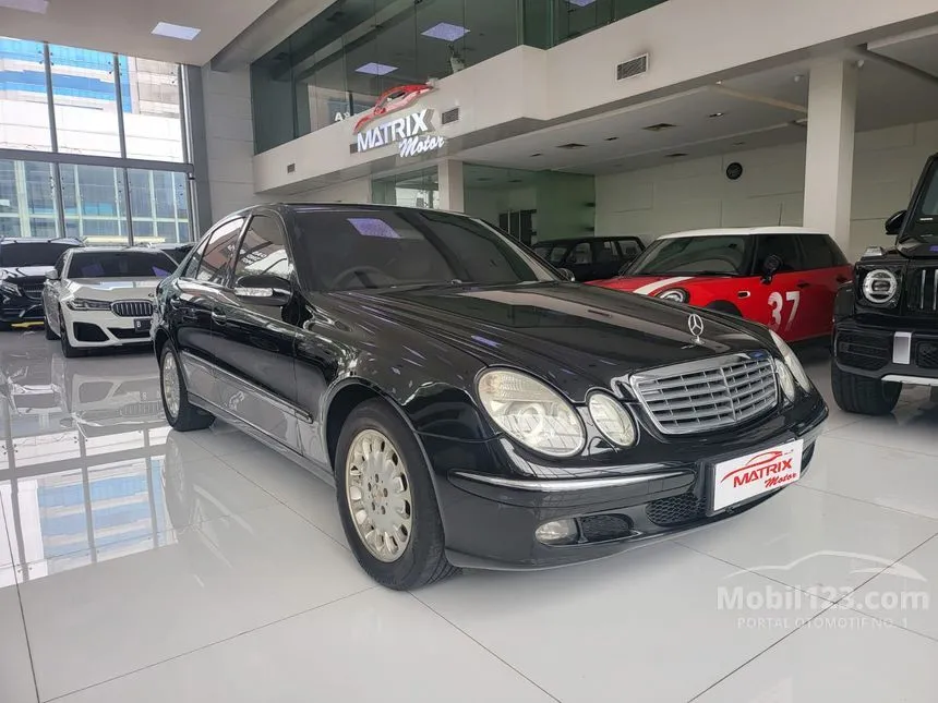 Jual Mobil Mercedes-Benz E260 2004 E260 2.6 di DKI Jakarta Automatic Sedan Hitam Rp 215.000.000 ...