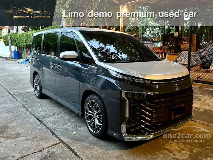 2022 Toyota Voxy 2.0 (ปี 14-17) ZS MPV มือสอง One2car