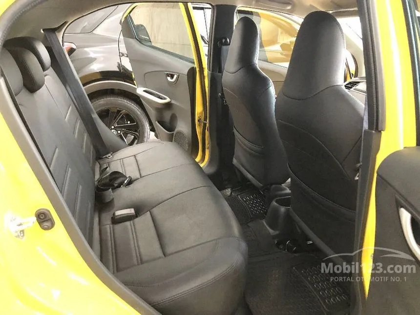 Jual Mobil Honda Brio 2020 Satya E 1.2 di Jawa Barat Automatic ...