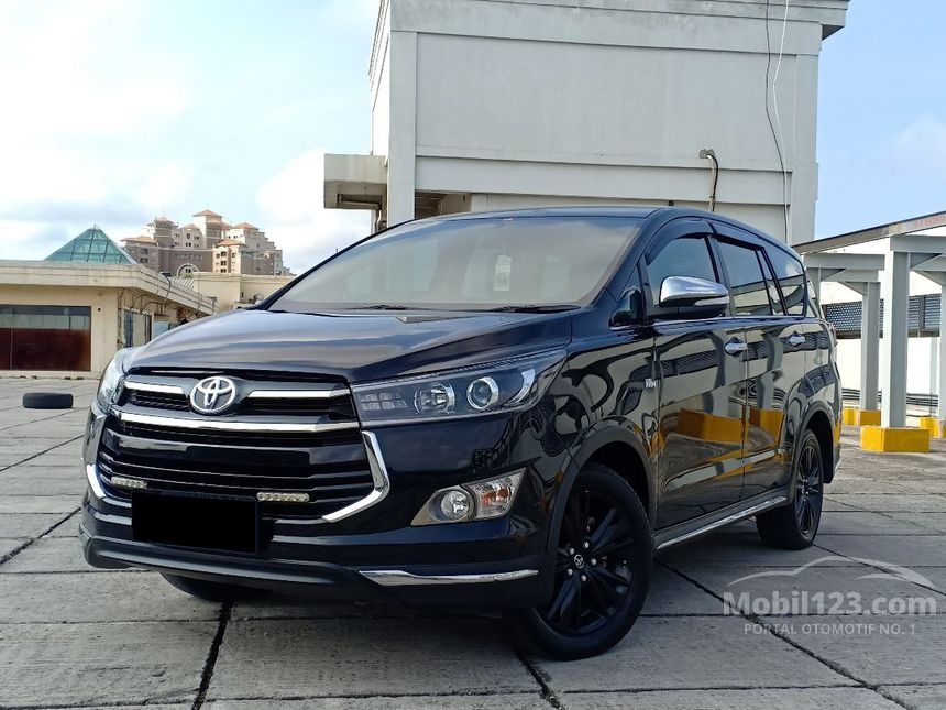 Jual Mobil Toyota Innova Venturer 2017 N140 2.0 di DKI Jakarta ...