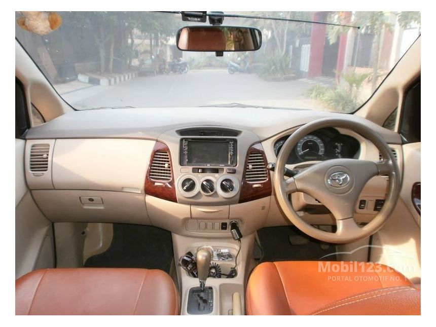 Jual Mobil Toyota Kijang Innova 2004 G 2.5 di Jawa Timur Automatic MPV ...