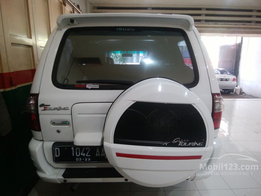 Jual Mobil Isuzu Panther 2013 GRAND TOURING 2.5 di Jawa Barat Manual ...