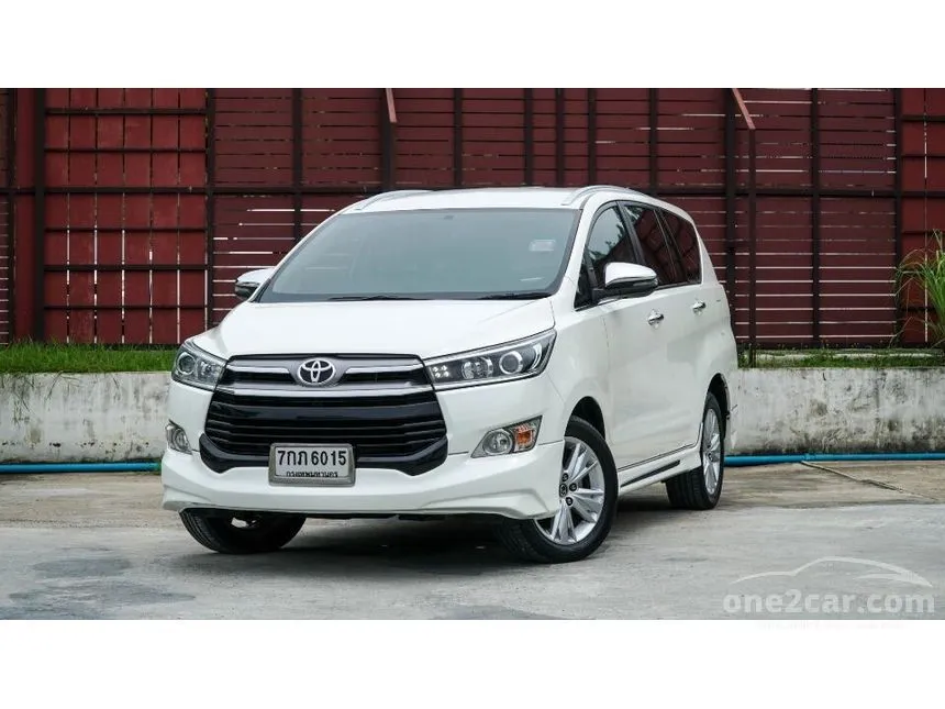 2018 Toyota Innova 2.8 (ปี 16-20) Crysta V Wagon for sale on One2car