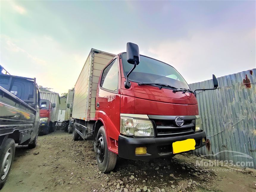 Jual Mobil Toyota Dyna 2012 4.0 di Jawa Barat Manual Trucks Merah Rp ...