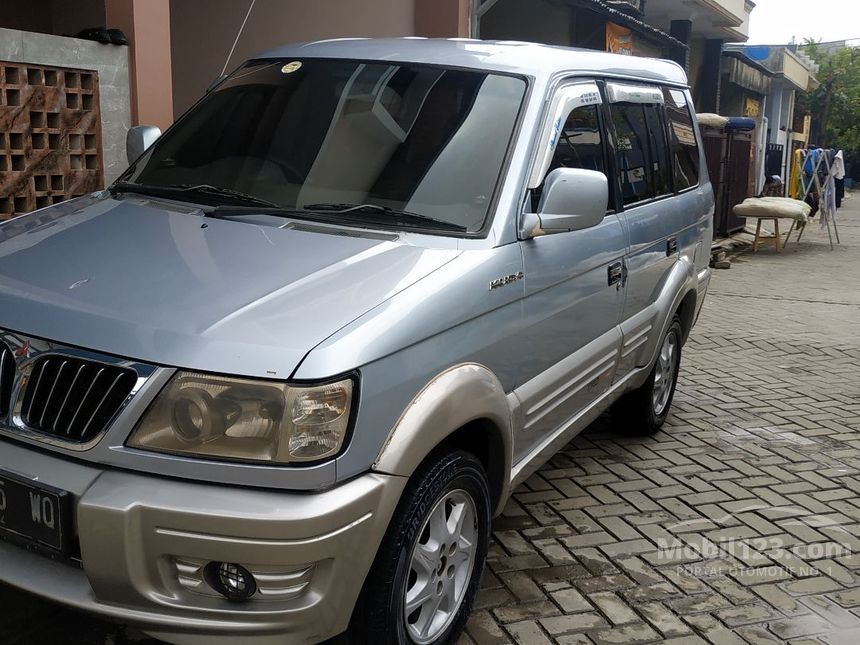 Jual Mobil Mitsubishi Kuda 2003 Grandia 1.6 di Banten Manual MPV Silver ...