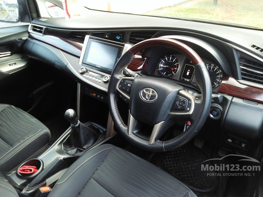 Jual Mobil Toyota Kijang Innova 2016 Q 2.0 di Jawa Barat Manual MPV ...