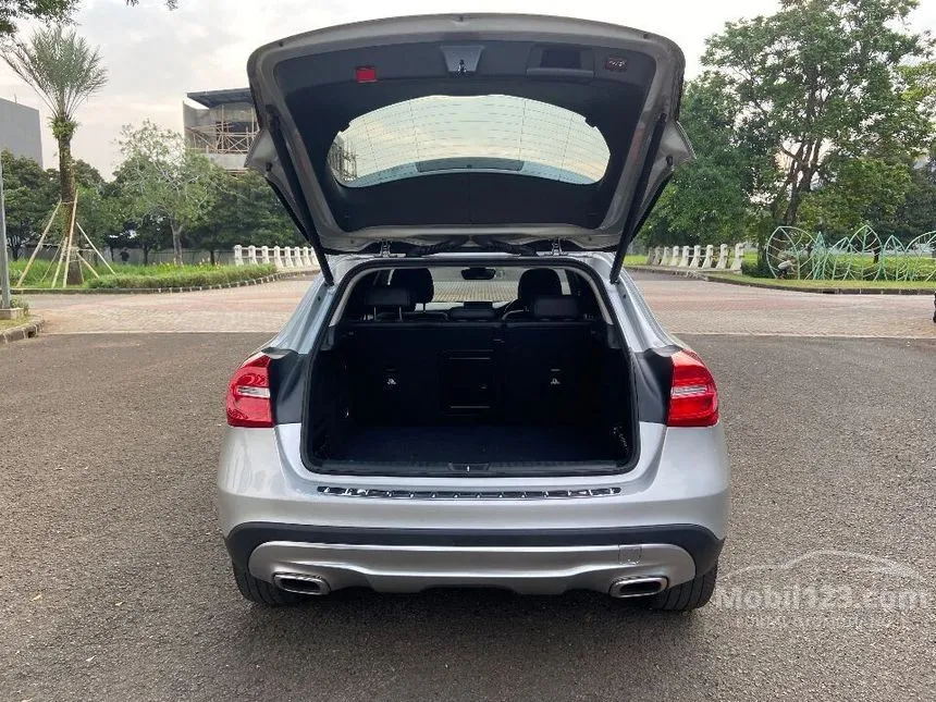 Jual Mobil Mercedes-Benz GLA200 2014 Urban 1.6 di DKI Jakarta Automatic ...