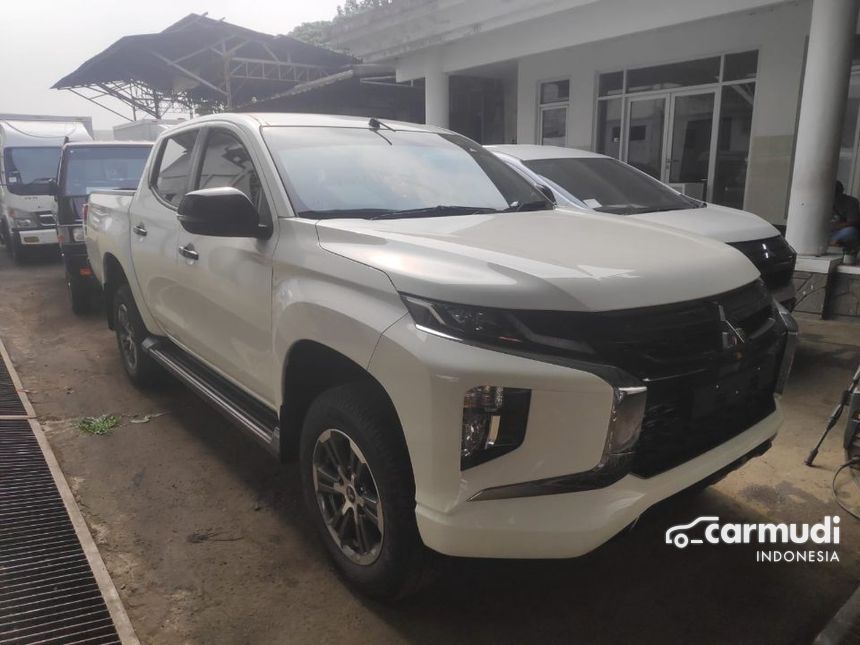 Jual Mobil Mitsubishi Triton 2023 EXCEED Dual Cab 2.4 di Jawa Barat ...