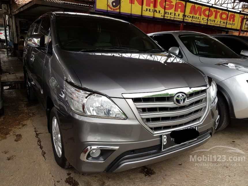 Jual Mobil Toyota Kijang Innova 2014 E 2.0 di Jawa Barat Manual MPV Abu ...