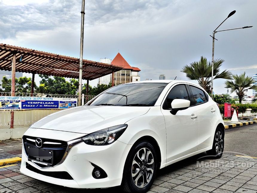 Jual Mobil Mazda 2 2016 R 1.5 di DKI Jakarta Automatic Hatchback Putih ...