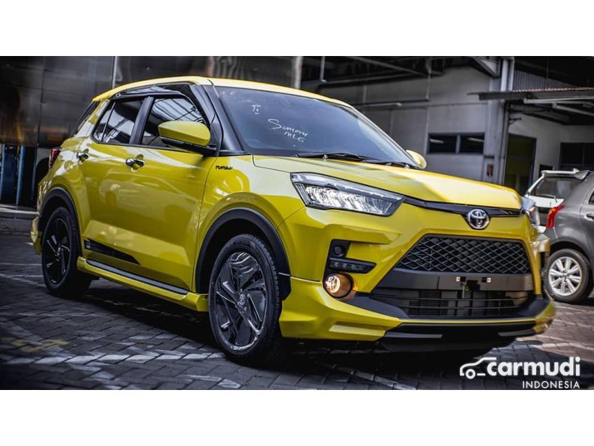 Toyota Raize 2024 GR Sport 1.0 in DKI Jakarta Automatic Wagon Yellow ...