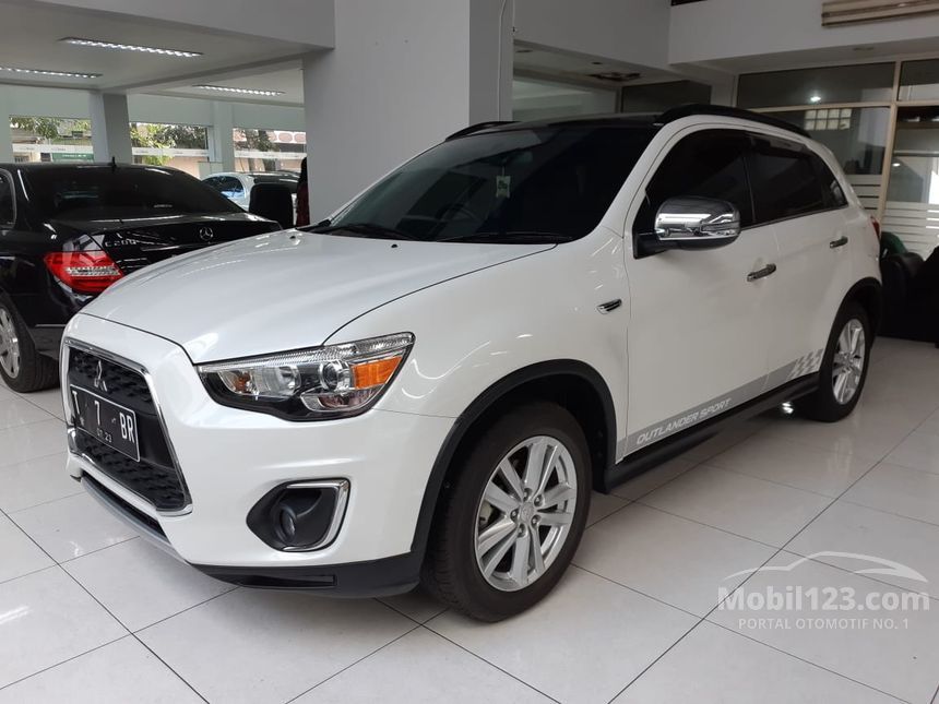 Jual Mobil Mitsubishi Outlander Sport 2018 PX 2.0 di Jawa Barat ...