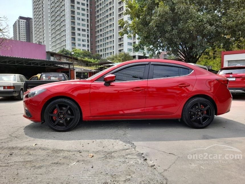 Mazda 3 2015 (ปี 14-17) C 2.0 เกียร์อัตโนมัติ สีแดง | One2car.com ศูนย์ ...