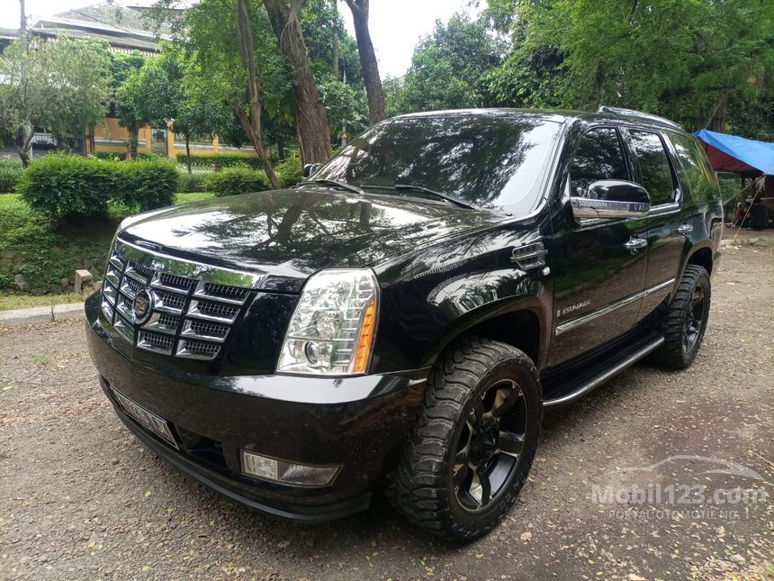 Jual Mobil Cadillac Escalade 2011 6.2 di DKI Jakarta Automatic SUV ...
