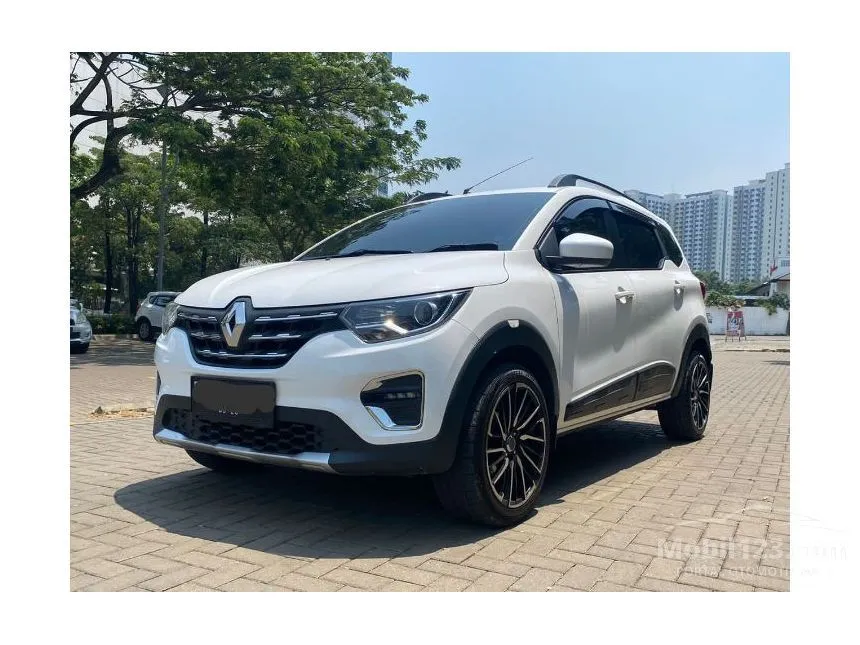 Jual Mobil Renault Triber 2020 RXZ 1.0 di Jawa Barat Automatic Wagon ...