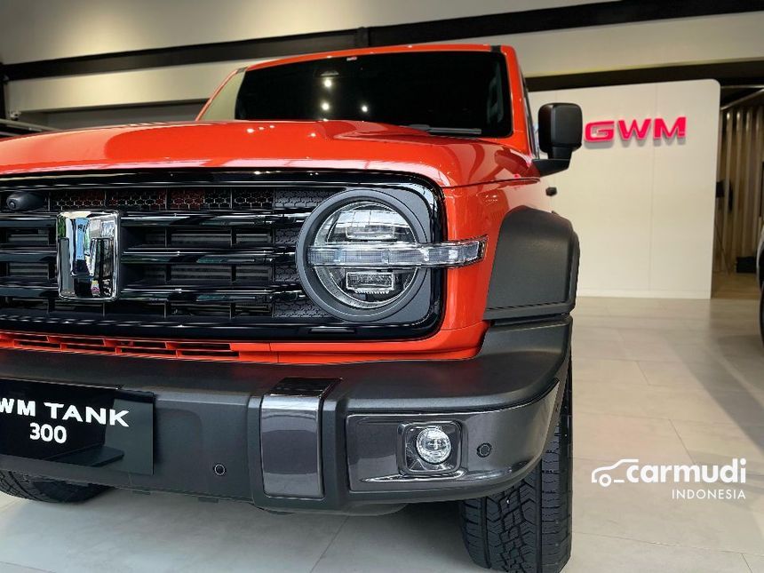 Jual Mobil GWM Tank 2024 300 HEV 2.0 di DKI Jakarta Automatic SUV ...