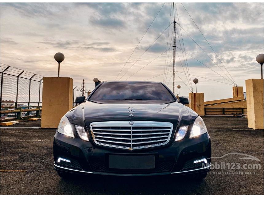 Jual Mobil Mercedes-Benz E250 2010 CGI 1.8 di DKI Jakarta Automatic Sedan Hitam Rp 295.000.000 ...