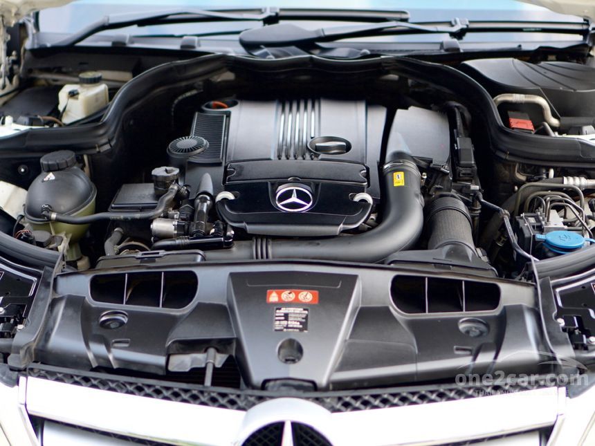 Mercedes-Benz E200 CGI 2011 W207 (ปี 10-16) AMG 1.8 เกียร์อัตโนมัติ สี ...