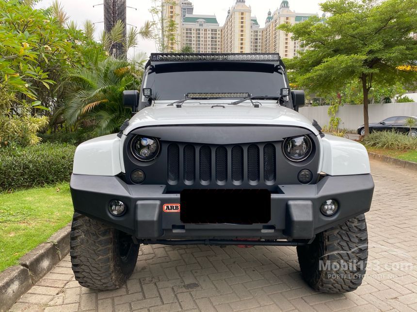 Jual Mobil Jeep Wrangler 2012 Rubicon Unlimited 3.6 di DKI Jakarta ...