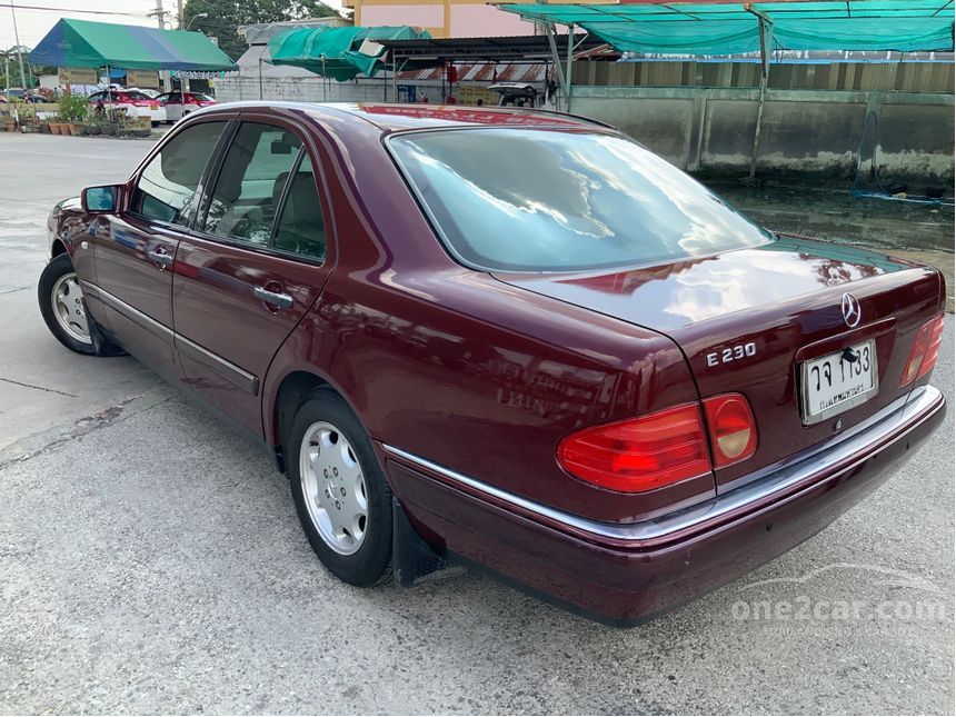2000 Mercedes-Benz E230 2.3 W210 (ปี 95-03) Elegance Sedan AT for sale on One2car