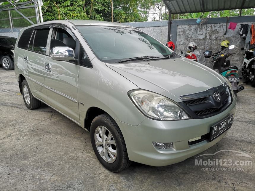 Jual Mobil Toyota Kijang Innova 2008 E 2.0 di Yogyakarta Manual MPV ...