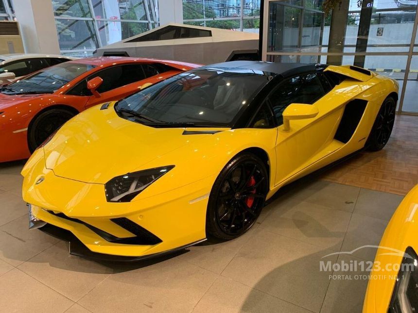 Jual Mobil Lamborghini Aventador 2020 S LP740-4 6.5 di DKI Jakarta ...