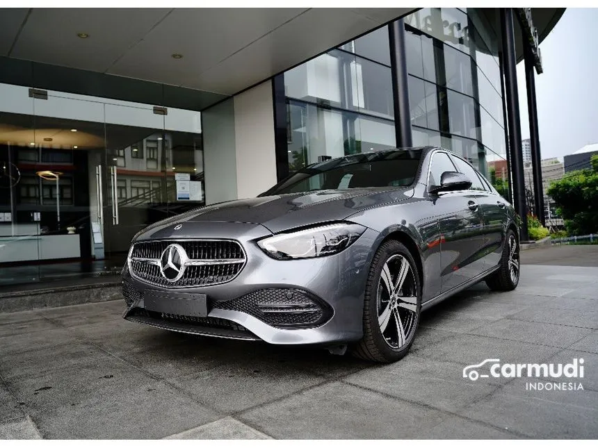 Mercedes-Benz C200 2023 Avantgarde Line 1.5 in DKI Jakarta Automatic ...