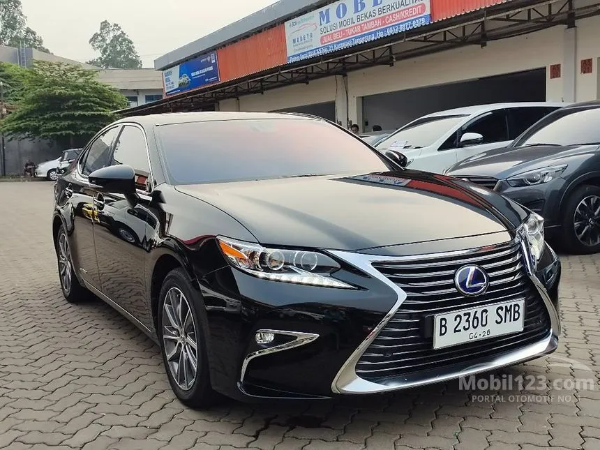Jual Mobil Lexus ES300h 2015 ES300h 2.5 di DKI Jakarta Automatic Sedan Hitam Rp 477.000.000 ...