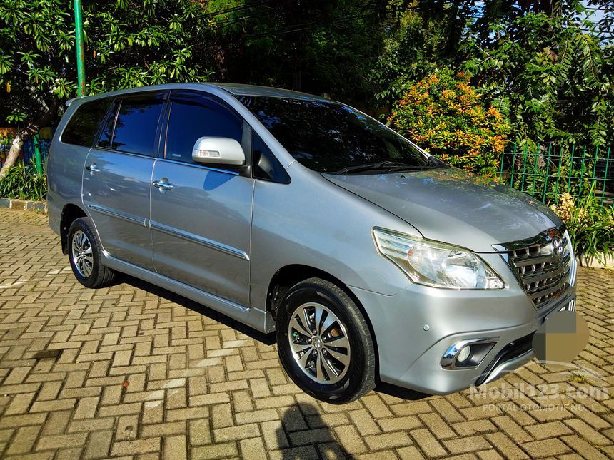 Jual Mobil Toyota Kijang Innova 2015 V 2.0 di Banten Automatic MPV Abu ...