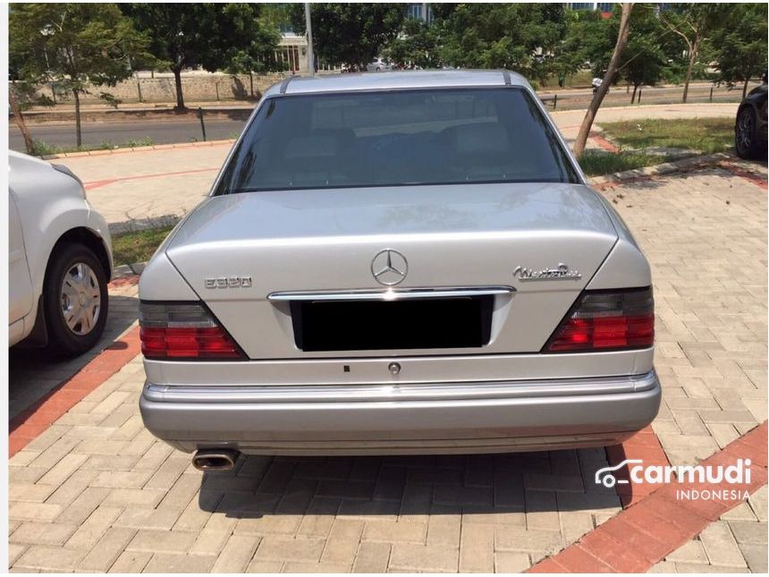 Jual Mobil Mercedes-Benz 230E 1990 NA 2.3 di Indonesia (Lainnya) Manual ...