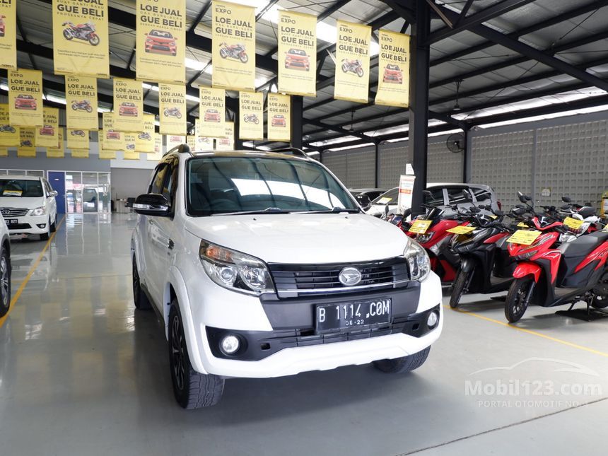 Jual Mobil Daihatsu Terios 2017 CUSTOM 1.5 di Banten Automatic SUV ...