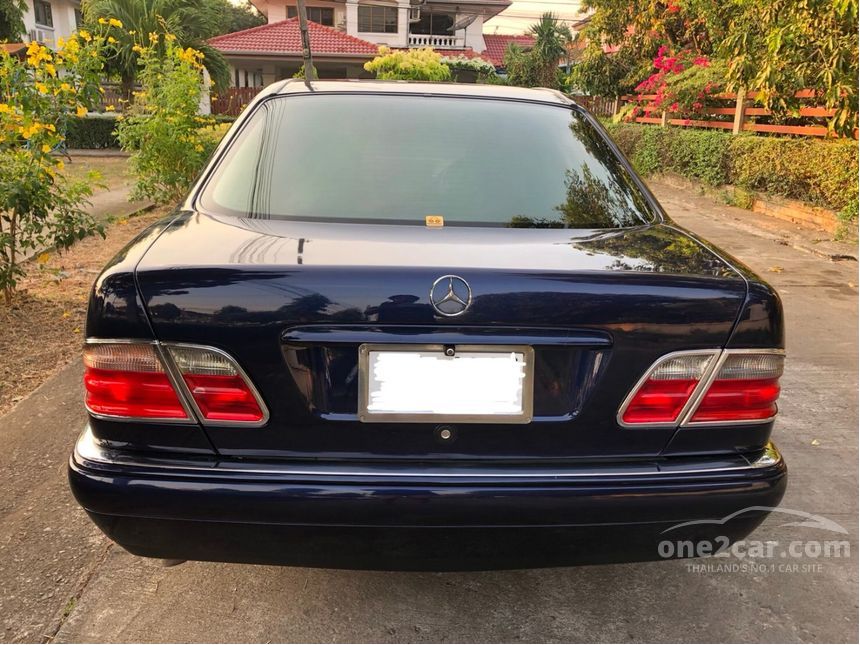 Mercedes-Benz E230 1997 Elegance 2.3 in กรุงเทพและปริมณฑล Automatic ...